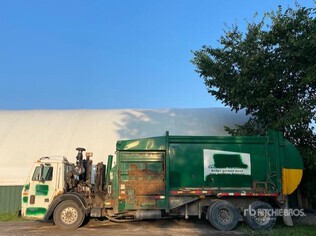 2011 Mack LEU613 Waste Collection Truck in West Sunbury, Pennsylvania ...
