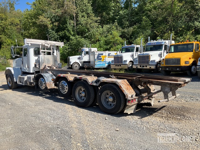 2019 Peterbilt 367 10x4 Roll-Off Truck in Bridgeport, West Virginia ...