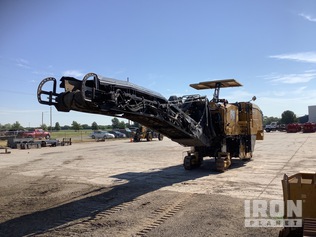 2019 Cat PM822 Tracked . PM822 Cold Planer in Park City, Kansas, United ...