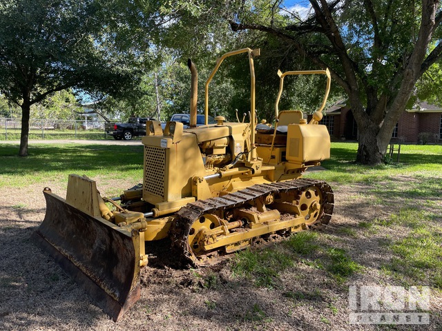 1981 Mitsubishi BD2F Crawler Dozer in La Porte, Texas, United States ...