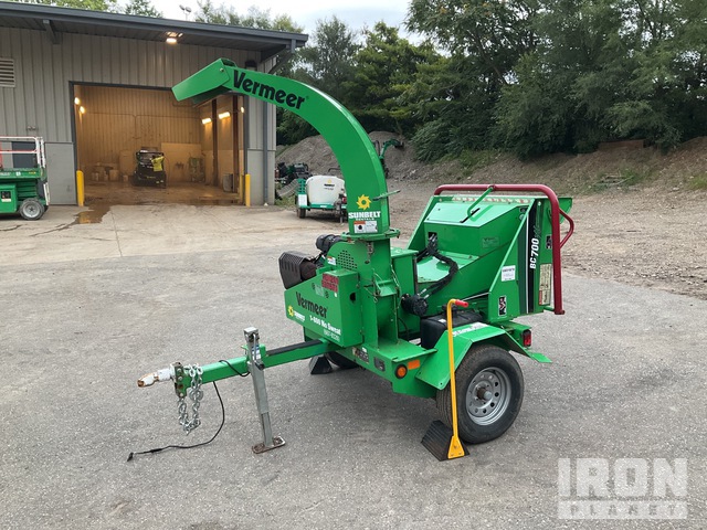2016 Vermeer BC700XL Tow-Behind Wood Chipper in Canton, Ohio, United ...