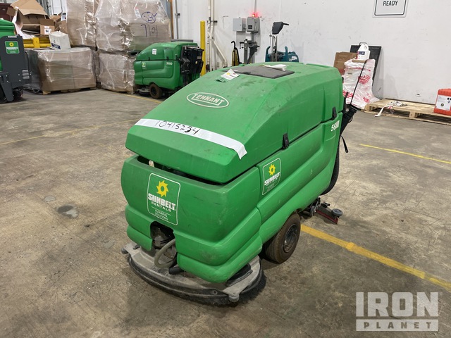 2017 Tennant 5680 Walk-Behind Floor Scrubber in Forest Park, Georgia ...