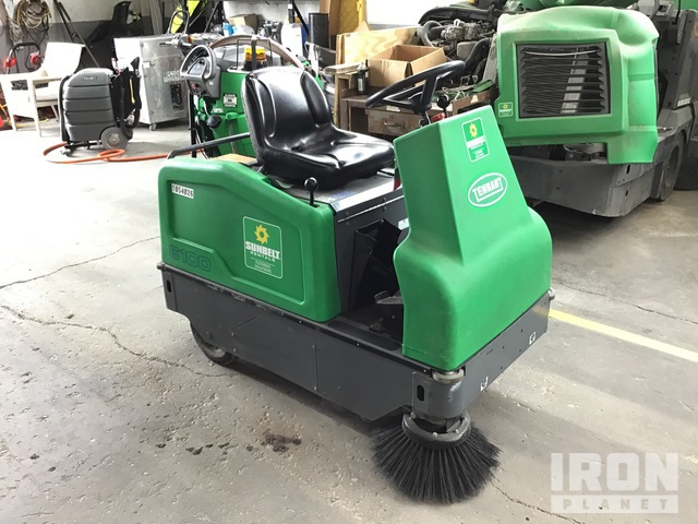 2017 Tennant 6100 Ride-On Floor Sweeper in Lindenhurst, New York ...