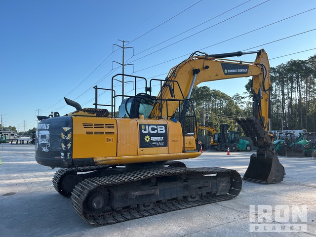 2017 JCB JS220LC Tracked Excavator in Jacksonville, Florida, United ...