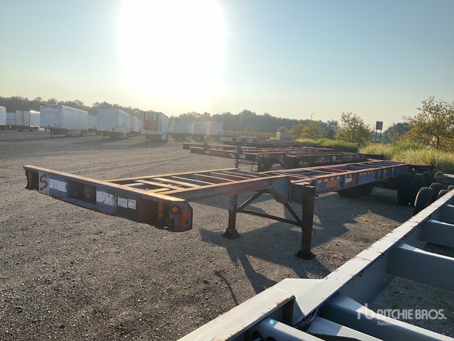 2016 Hyundai 30 ft T/A Gooseneck Container Trailer | Ritchie Bros ...
