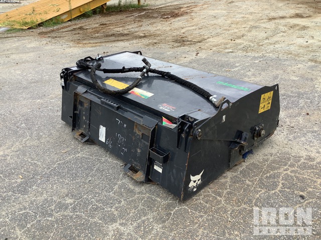 2022 Bobcat SWB72 72 in Skid Steer Sweeper in Greensboro, North ...