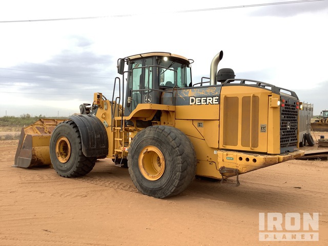 2014 John Deere 824K Wheel Loader in Midland, Texas, United States ...