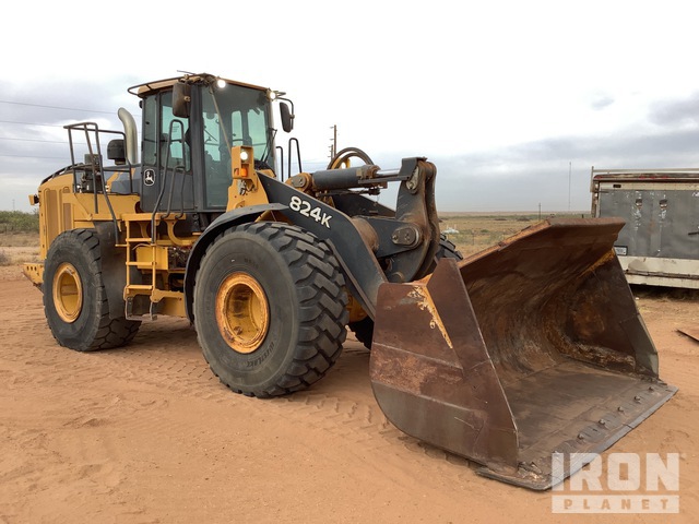 2014 John Deere 824K Wheel Loader in Midland, Texas, United States ...