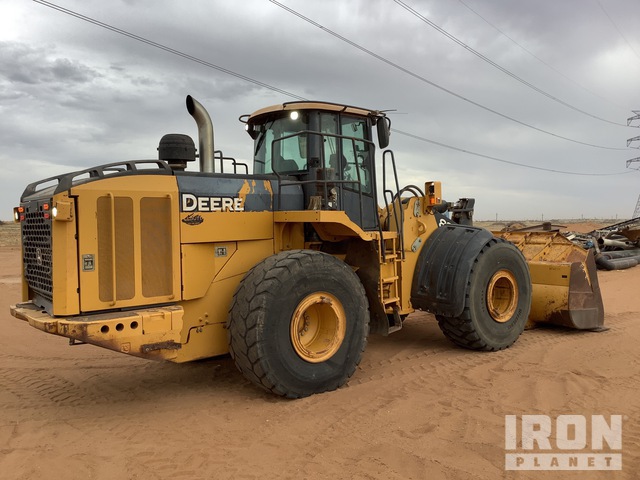 2014 John Deere 824K Wheel Loader in Midland, Texas, United States ...