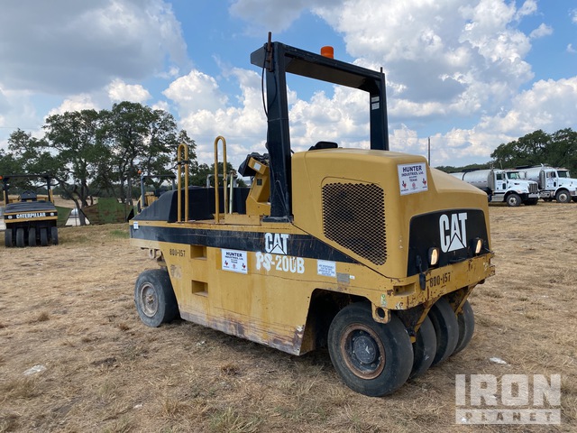 2001 Cat PS-200B 9 Wheel Pneumatic Roller in San Marcos, Texas, United ...