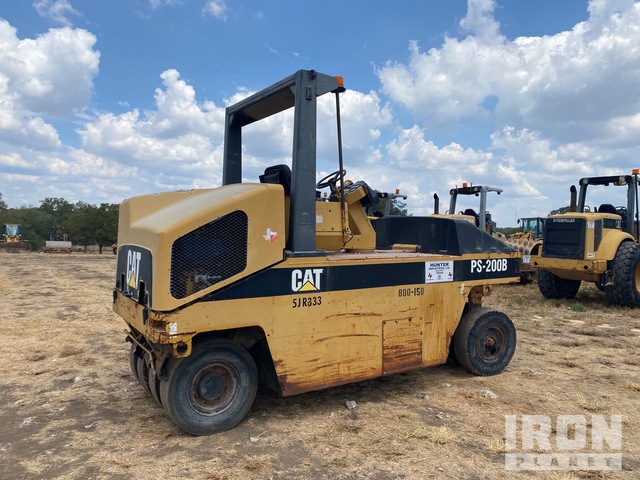 2001 Cat PS-200B 9 Wheel Pneumatic Roller in San Marcos, Texas, United ...
