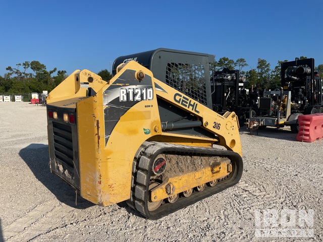 2017 (unverified) Gehl RT210 Two-Speed Compact Track Loader in Sulphur ...