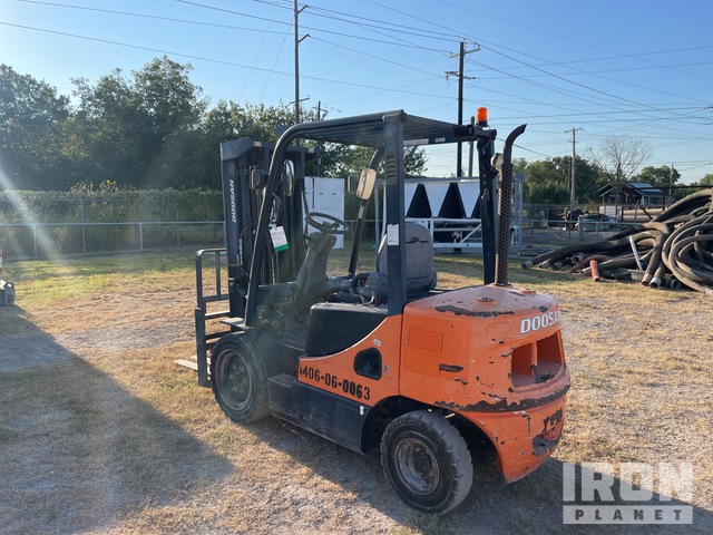 2012 (unverified) Doosan D30S-5 5500 lb Pneumatic Tire Forklift in ...