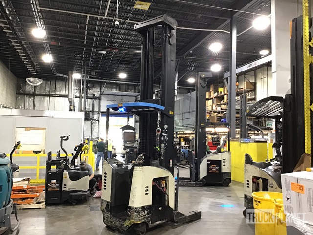 2007 Crown RR5225-45 4500 lb Electric Forklift in Contoocook, New ...