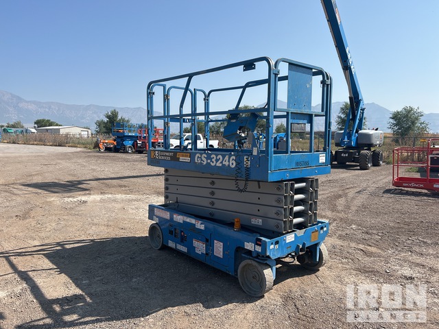 2015 Genie GS3246 Electric Scissor Lift in Ogden, Utah, United States ...