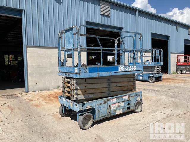 2014 Genie GS-3246 Electric Scissor Lift in Winter Garden, Florida ...