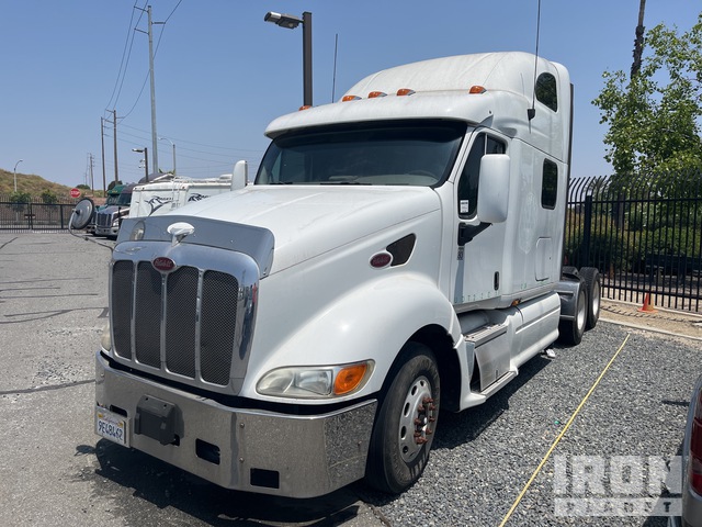 Peterbilt Trucks 387