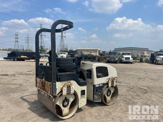 2004 Ingersoll-Rand DD-24 Double Drum Roller in Pasadena, Texas, United ...