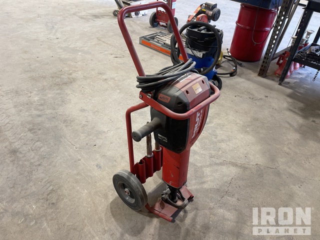 Hilti TE 3000-AVR Electric Demolition Breaker in Chicago, Illinois ...