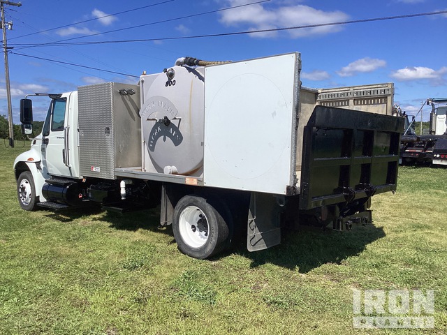 2004 International 4400 4x2 Vacuum Truck Vacuum Excavator Truck in ...