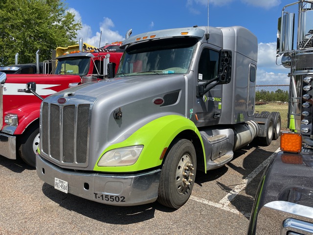 Peterbilt a la venta en subasta en línea | IronPlanet