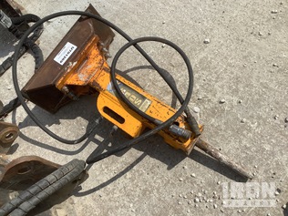 Arrowhead R40 Hydraulic Breaker in Des Moines, Iowa, United States ...