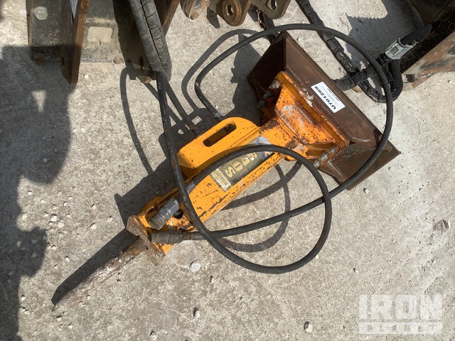 Arrowhead R40 Hydraulic Breaker in Des Moines, Iowa, United States ...