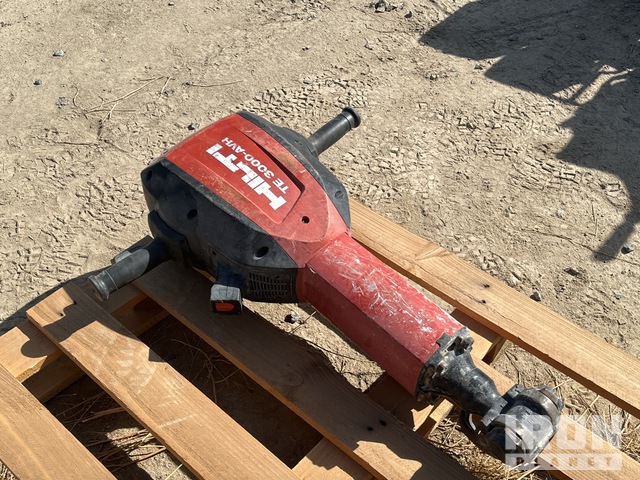 2015 (unverified) Hilti TE3000-AVR Demolition Breaker in Tipton ...