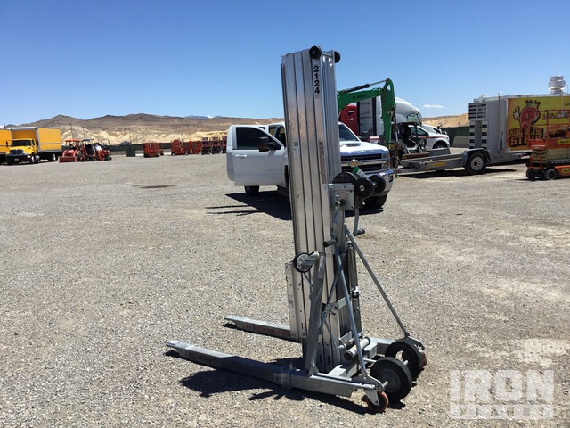 2016 Sumner 2124 Material Hoist in Las Vegas, Nevada, United States ...