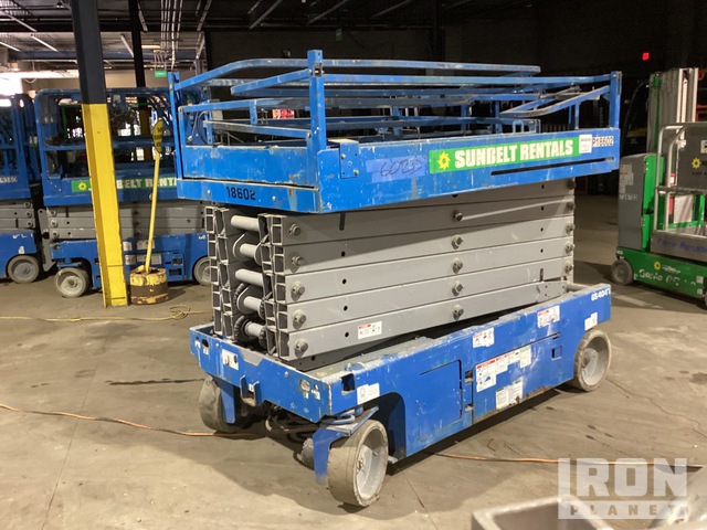 2015 Genie GS4047 Electric Scissor Lift in Islip, New York, United ...