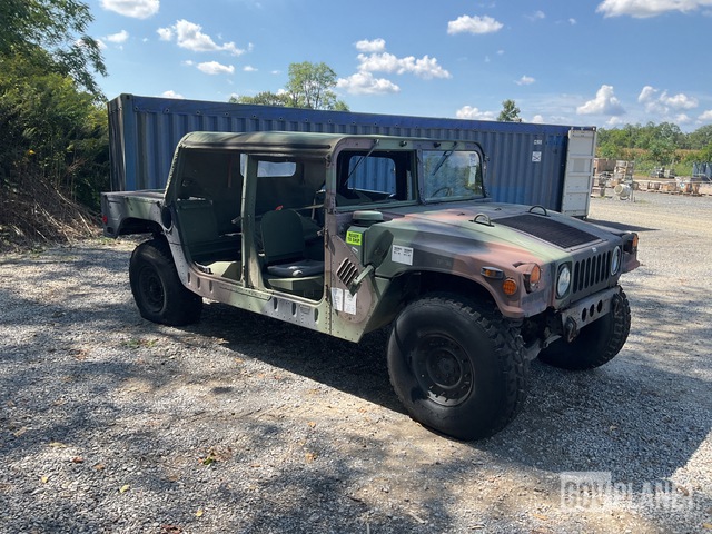 2003 AM General M998 HMMWV 4 Door Soft Top w/Truck Body in Chambersburg ...