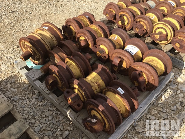 Quantity of (10) Cat D6 Rollers in Lewistown, Montana, United States ...