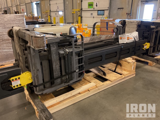 2013 Crown RM6025-45 3600 lb Electric Forklift in Edwardsville, Kansas ...