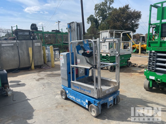 2013 Genie GR20 Electric Vertical Mast Lift in Atlanta, Georgia, United ...
