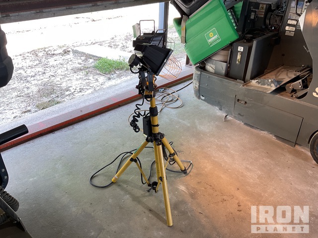2016 Lumapro 4VM75 Work Lights in Theodore, Alabama, United States ...