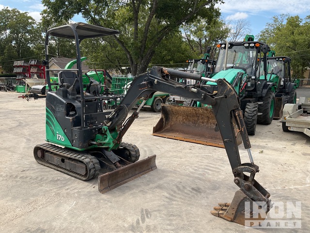 2014 John Deere 17D Mini Excavator in Fredericksburg, Texas, United ...