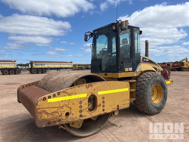2003 Cat CS663E Smooth Drum Compactor in Perth, Western Australia ...