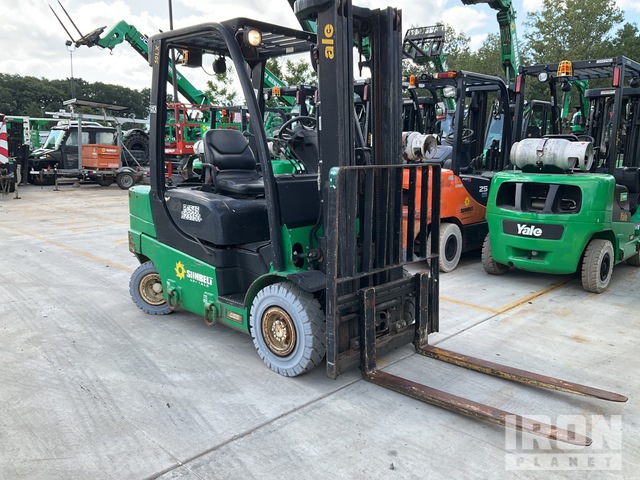 2014 Yale GTP050LX 4800 lb Pneumatic Tire Forklift in Perth Amboy, New ...