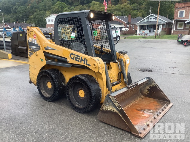 2016 Gehl R165 Skid Steer Loader in PORTSMOUTH, Ohio, United States ...