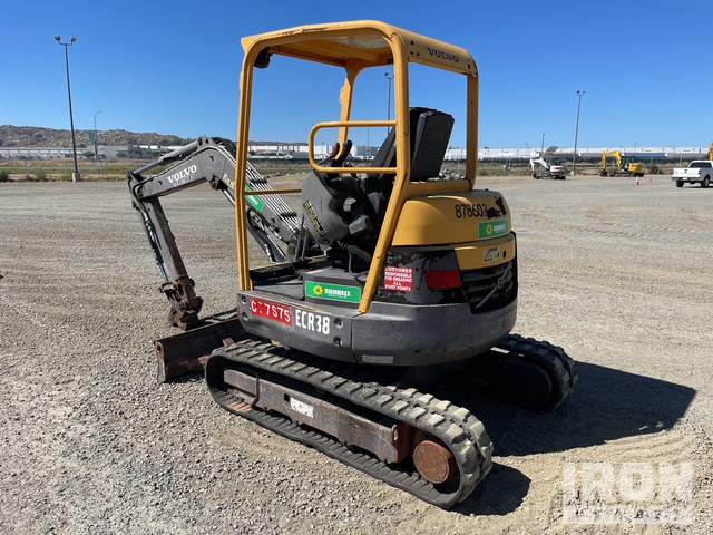2013 Volvo ECR38 Mini Excavator in Perris, California, United States ...
