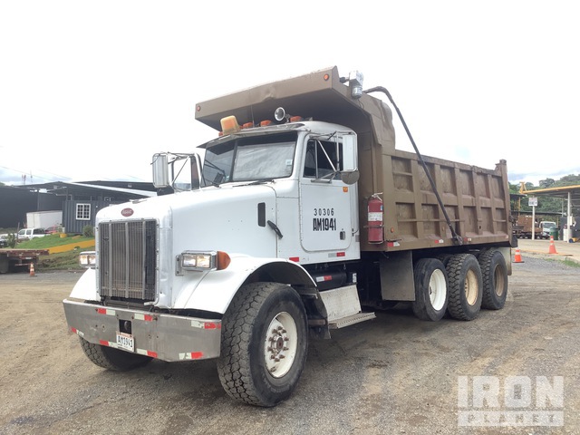 2003 Peterbilt 357 8x4 T/A Dump Truck in Panama City, PN, Panama (IronPlanet Europe Item #10550622)