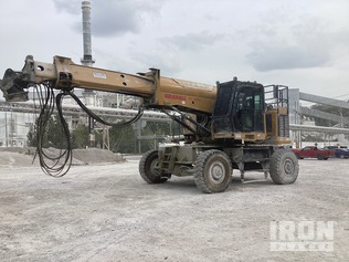 Gradall XL7320 Scaler in Ste. Genevieve, Missouri, United States ...