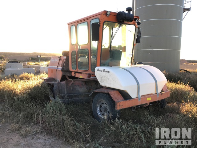 2008 Broce CR350 Self-Propelled Broom in Roosevelt, Utah, United States ...