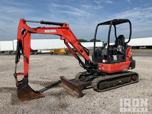 2017 Kubota KX033-4 Mini Excavator in Davenport, Florida, United States ...