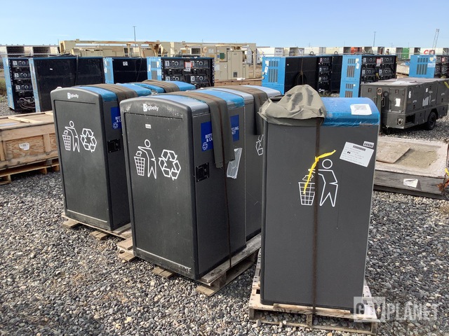 Surplus (5) Bigbelly Configurable Waste & Recycling Bins in Hermiston ...