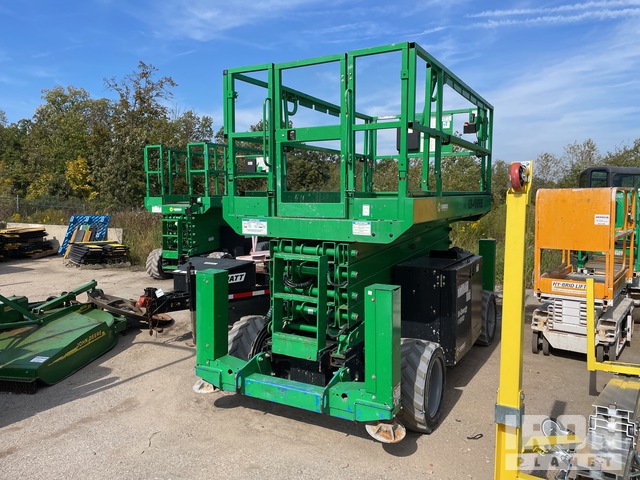 2015 Genie GS-4069 BE Diesel Scissor Lift in FRANKSVILLE, Wisconsin ...