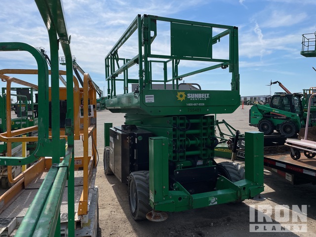2015 Genie GS-4069 BE Diesel Scissor Lift in FRANKSVILLE, Wisconsin ...