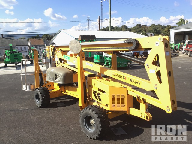 2014 Haulotte 45XA 4WD Electric Hybrid Articulating Boom Lift in Altoona, Pennsylvania, United ...