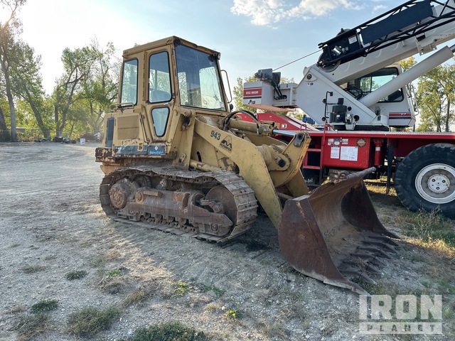 1987 Cat 943 Crawler Loader in Cedar Rapids, Iowa, United States ...