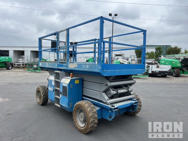 2013 Genie GS-3384 Dual Fuel 4x4 Scissor Lift in Pico Rivera ...